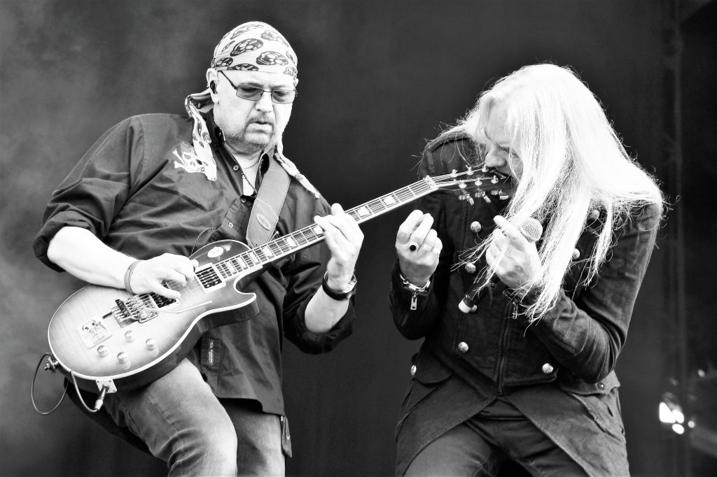 SAXON: Paul QUINN dit "stop" aux tournées - Metal-Eyes.com